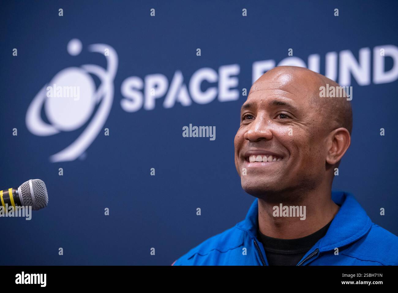 Artemis II moon mission pilot Victor J. Glover, NASA Astronaut Stock ...