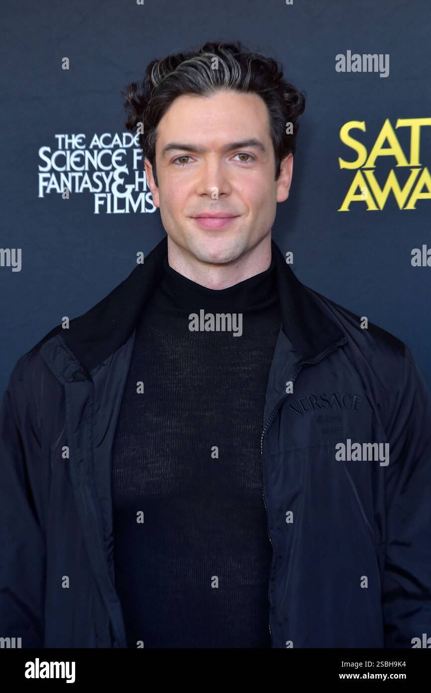 Ethan Peck bei der Verleihung der 52. Saturn Awards 2025 im Hilton Los Angeles-Universal City ...