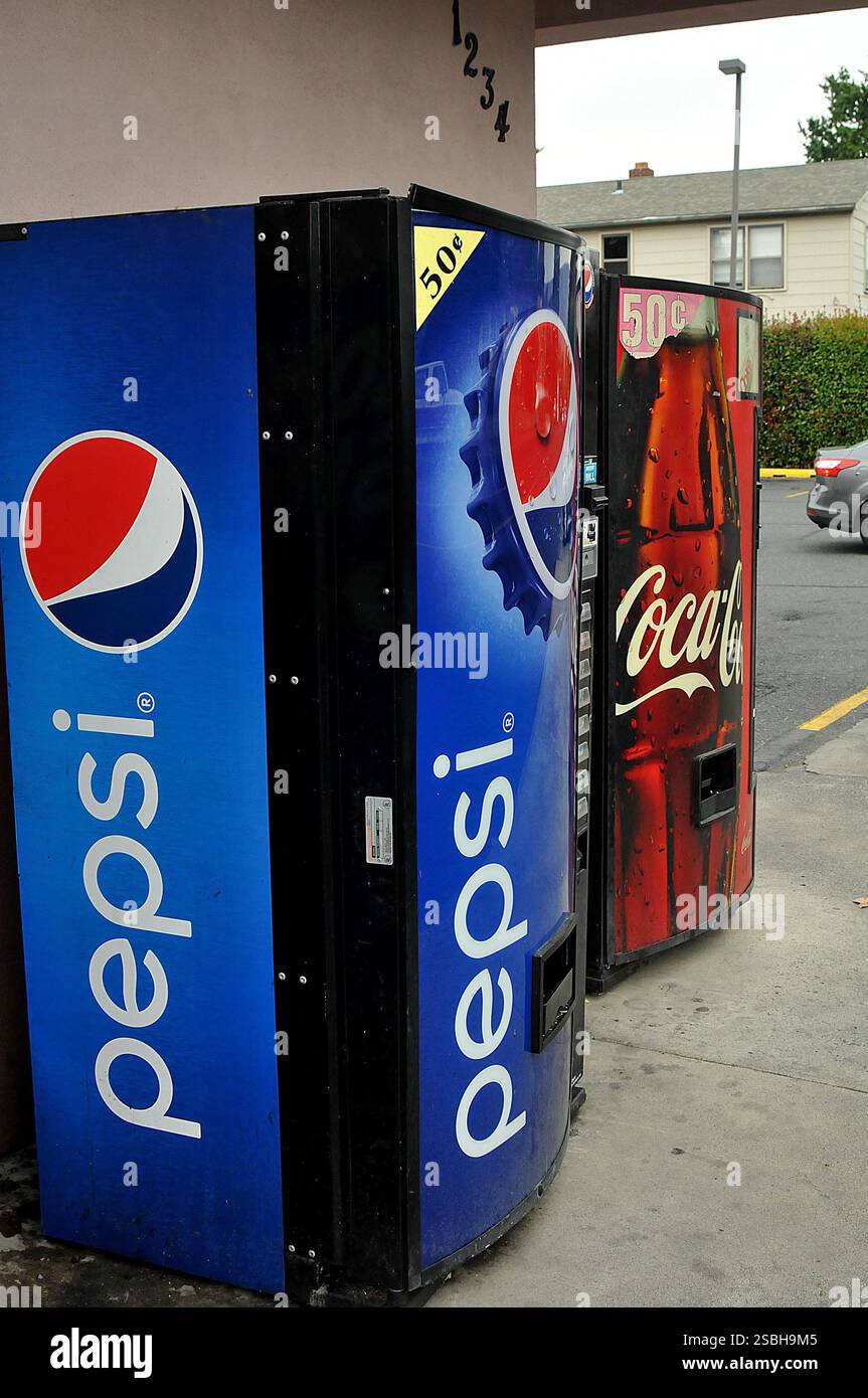 Lewiston/Idaho/USA / 03.October 2019 /Pepsi vending machine and poster ...