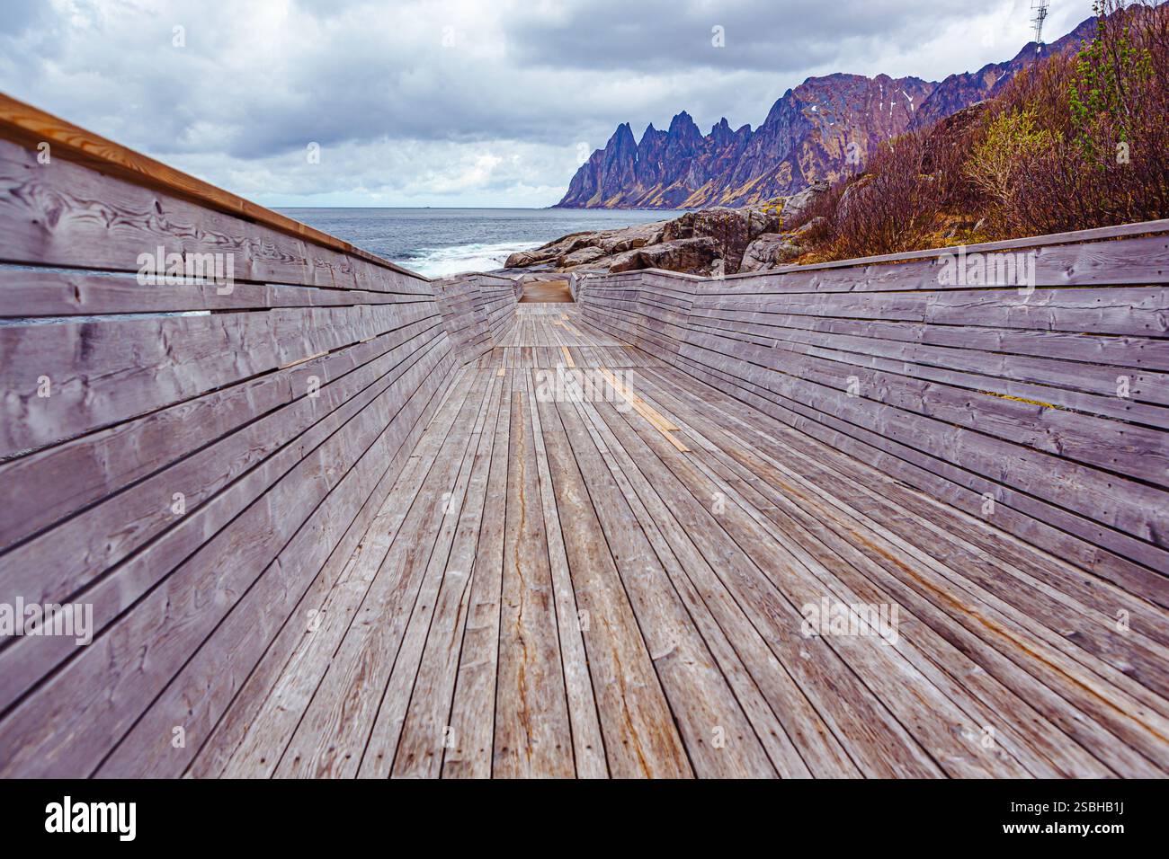 The landscape view of Senja Island from Tungeneset picnic in Norway ...