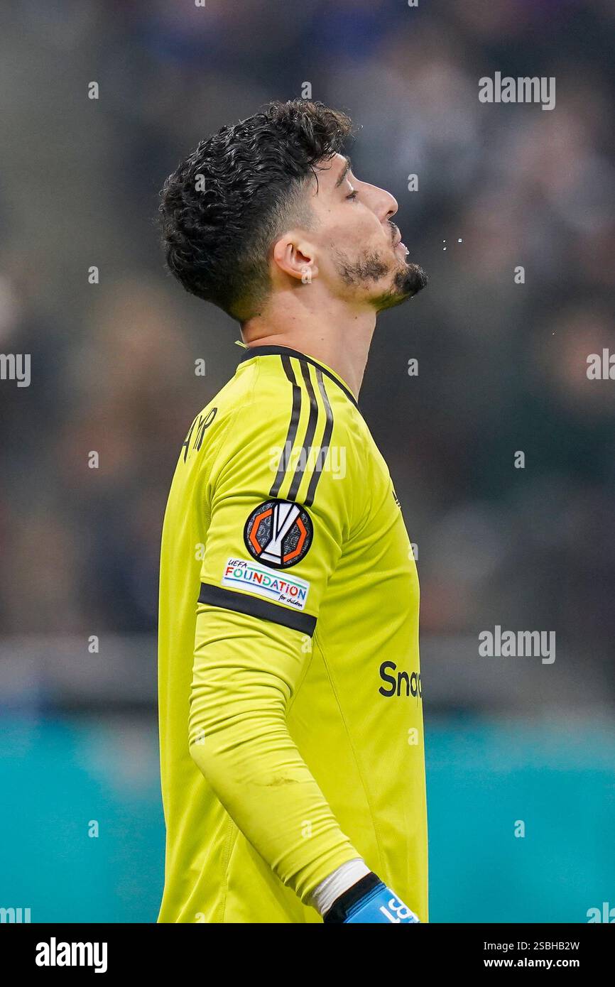 Bucharest, Romania. 30th Jan, 2025. Manchester United goalkeeper Altay ...