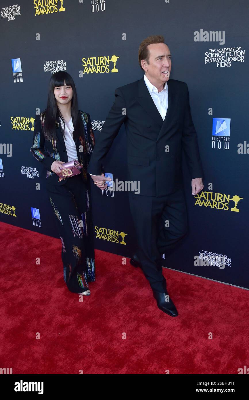 Nicolas Cage mit Ehefrau Riko Shibata bei der Verleihung der 52. Saturn Awards 2025 im Hilton ...