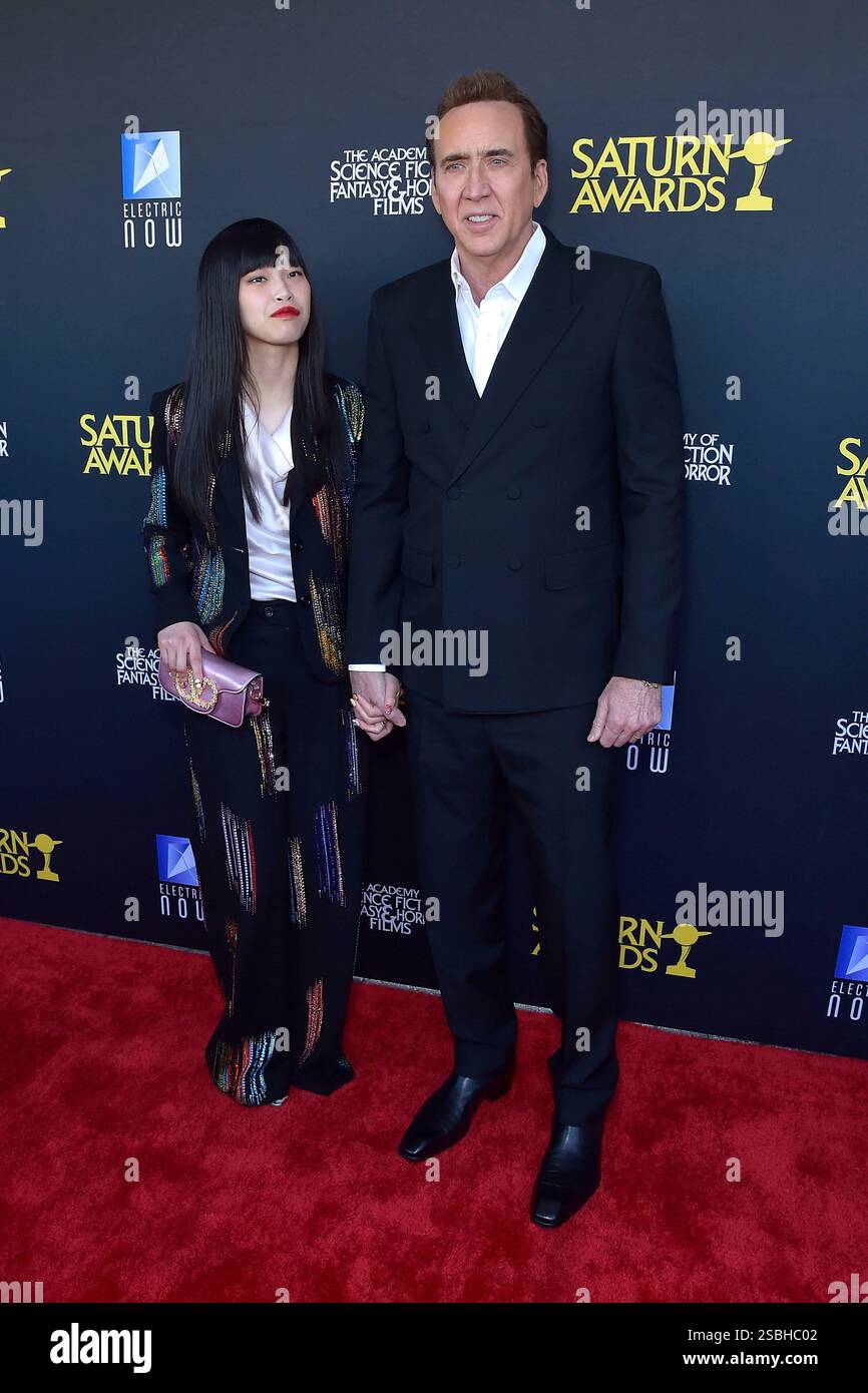 Nicolas Cage mit Ehefrau Riko Shibata bei der Verleihung der 52. Saturn Awards 2025 im Hilton ...