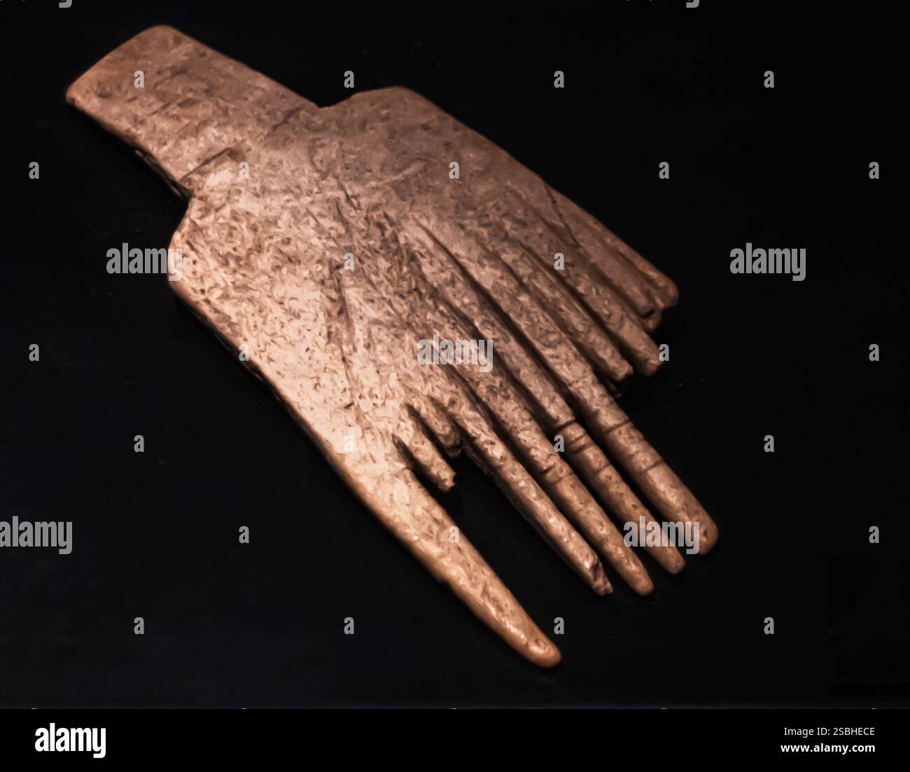 Reed, bone, Karagunduz Hoyugu, early bronze age, Van museum Turkey ...