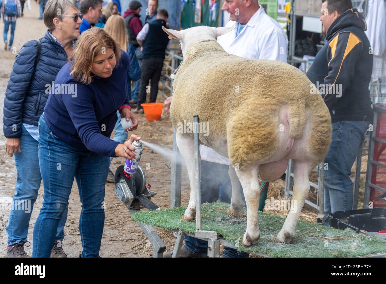 Yorkshire fitting hi-res stock photography and images - Alamy