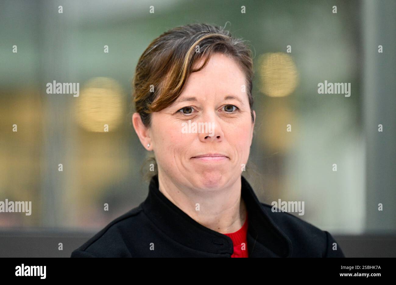 Liberec, Prague. 3rd Feb, 2025. Czech national team coach Carla MacLeod ...