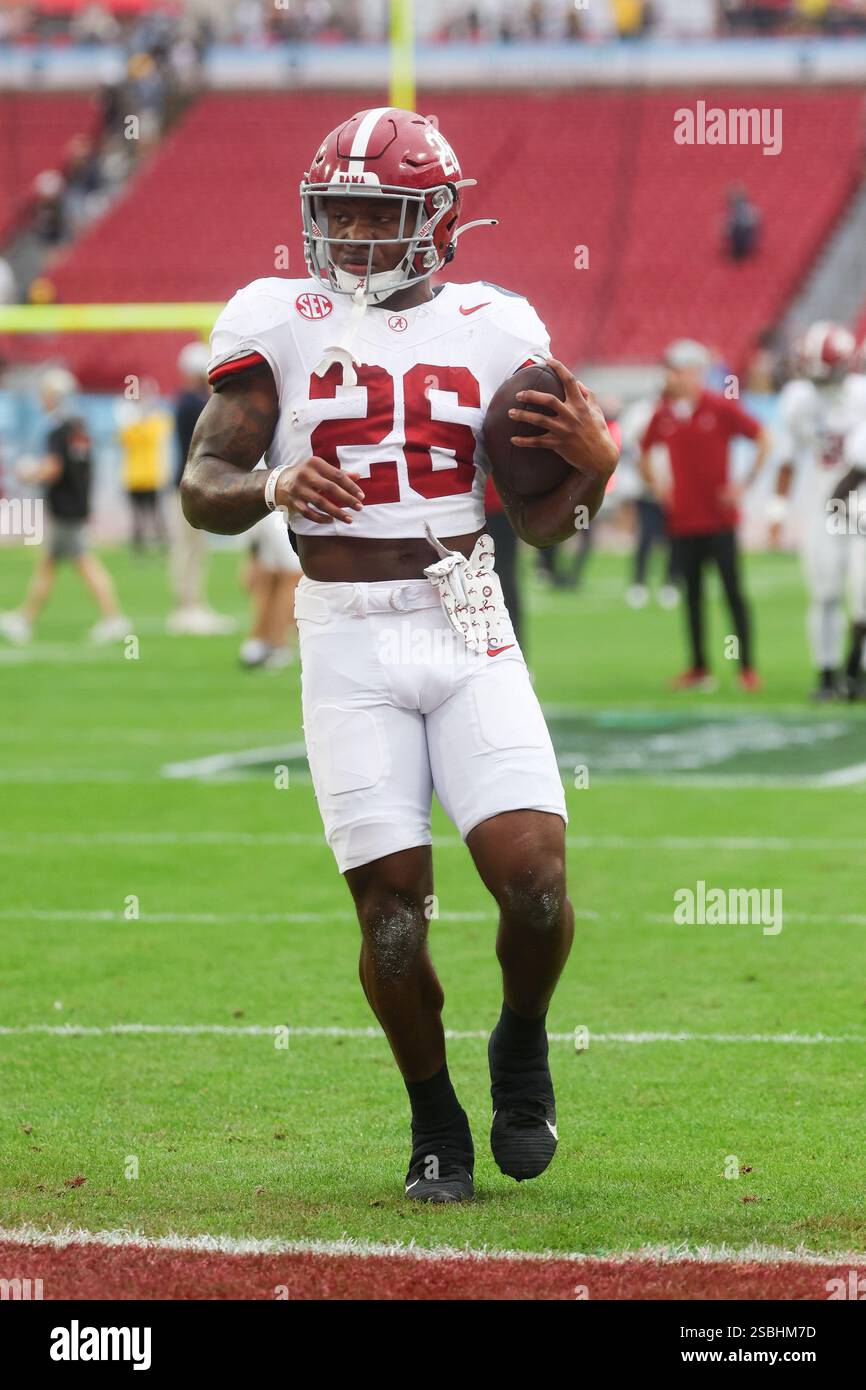 Alabama Crimson Tide running back Jam Miller (26) runs with the ball ...