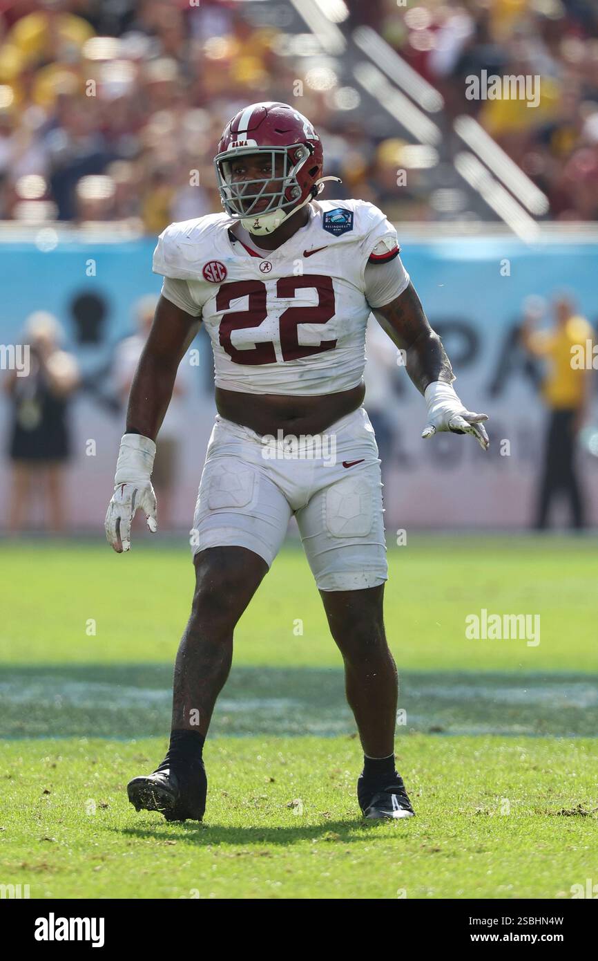 Alabama Crimson Tide defensive lineman LT Overton (22) takes a ...