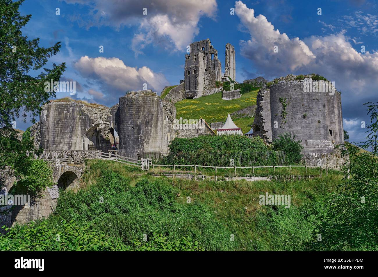 Medieval Corfe castle keep & battlements at sunrise, built in 1086 by ...
