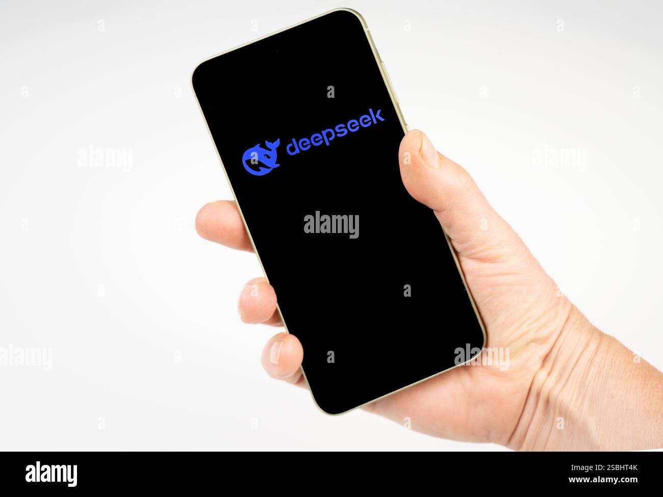 The app of deepseek on the cell phone in the hand Stock Photo - Alamy