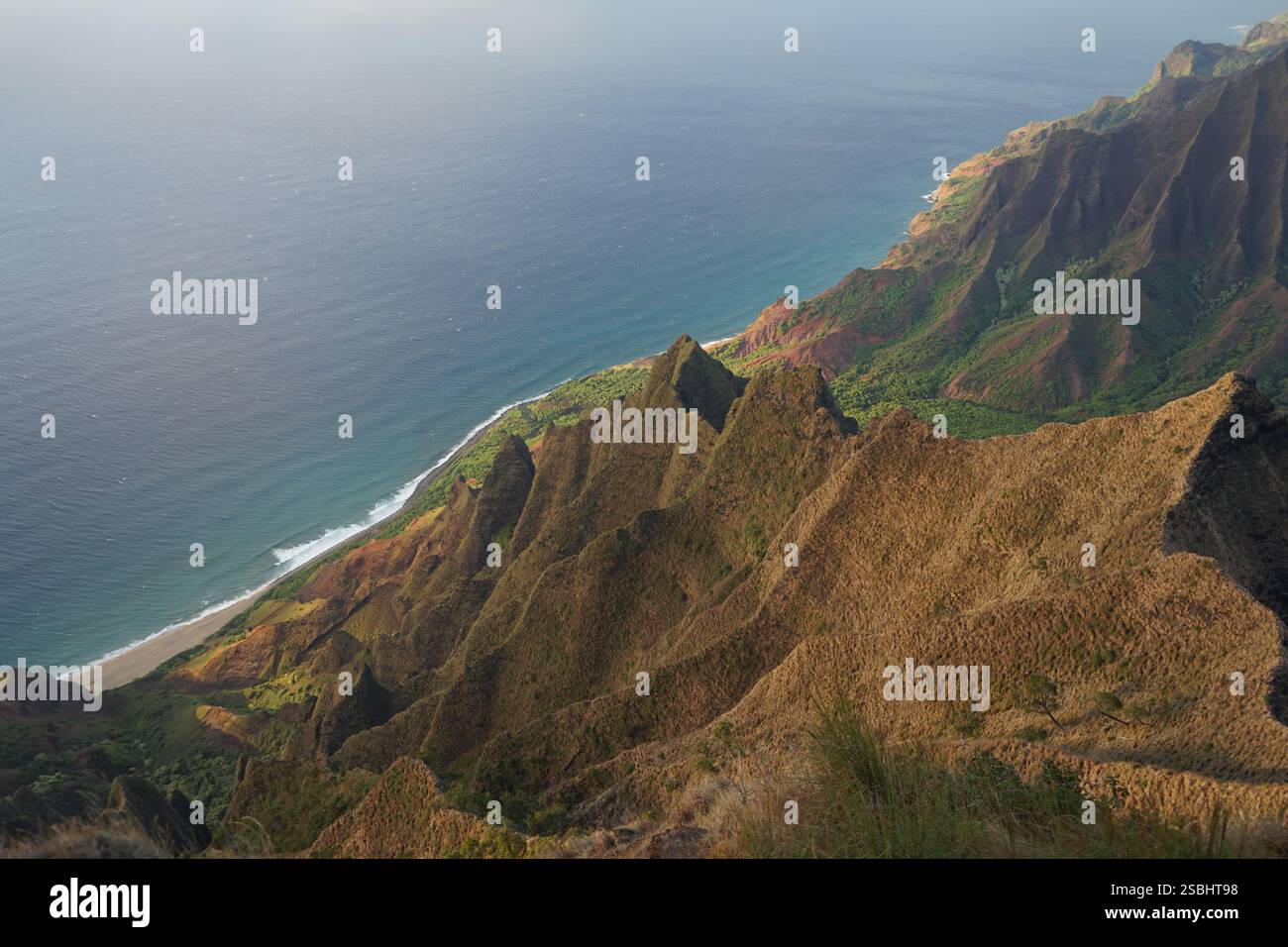 The stunning Na Pali Coast on Kauai, Hawaii, with its dramatic cliffs ...