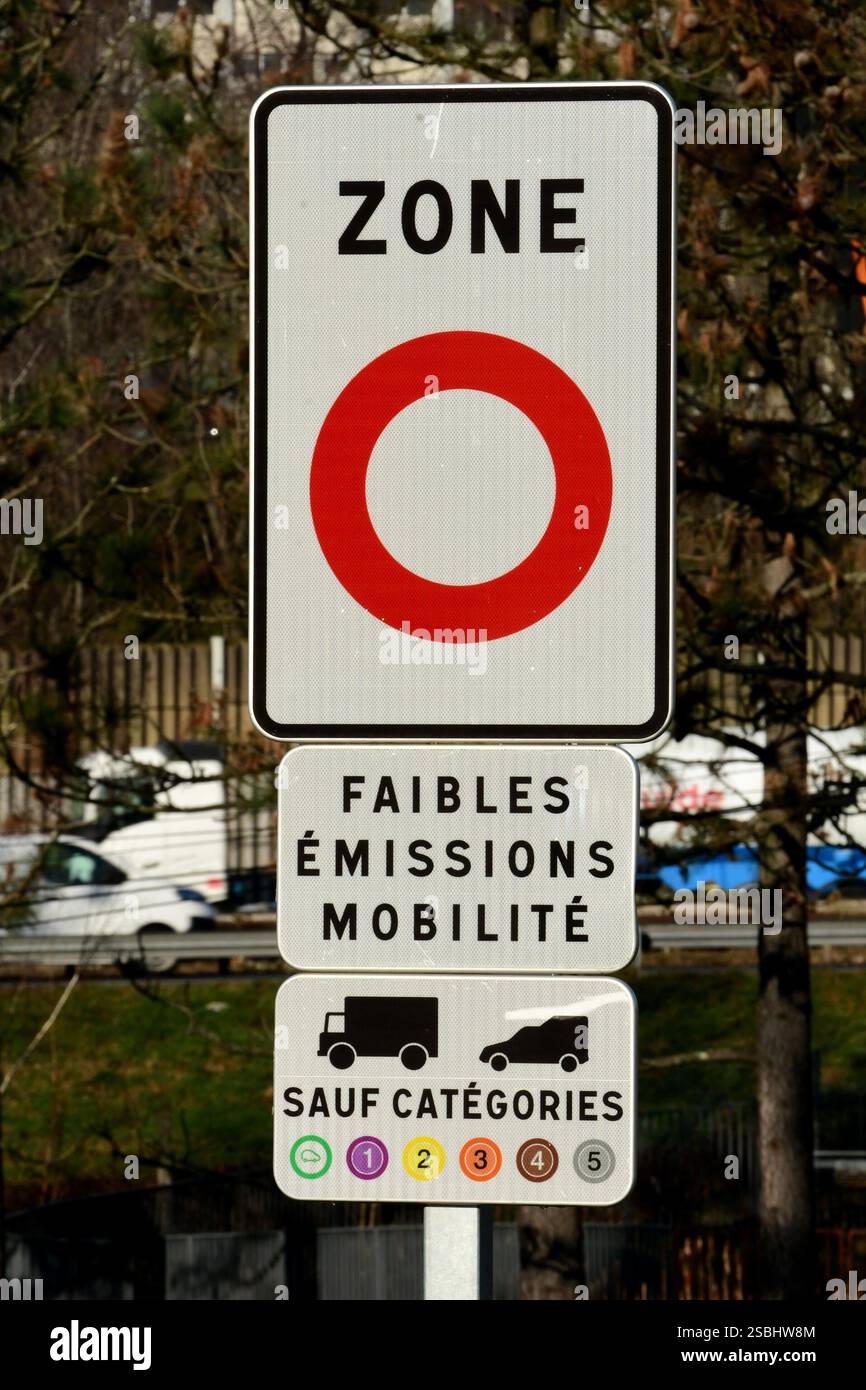 Low Emission Zone sign put up along the road. Traffic prohibited for ...