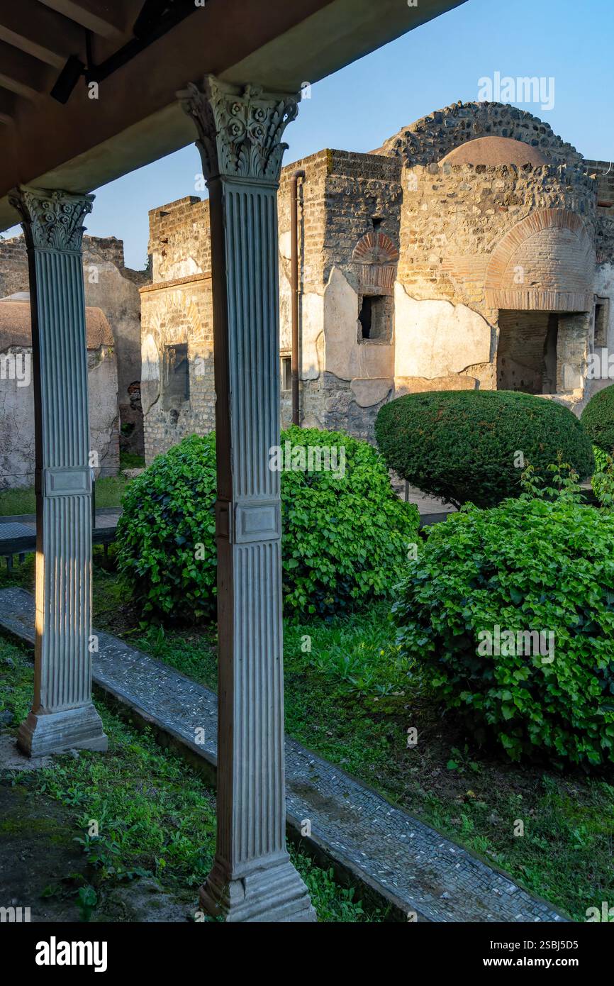 Columns of the portico of the House of Julia Felix, Building II.4.3 in ...