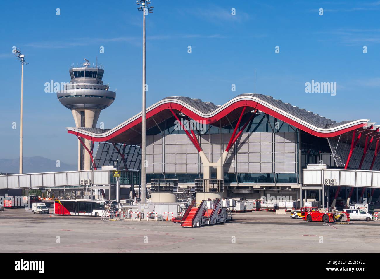 Terminal T4S & the main control tower at Adolfo Suárez Madrid–Barajas ...