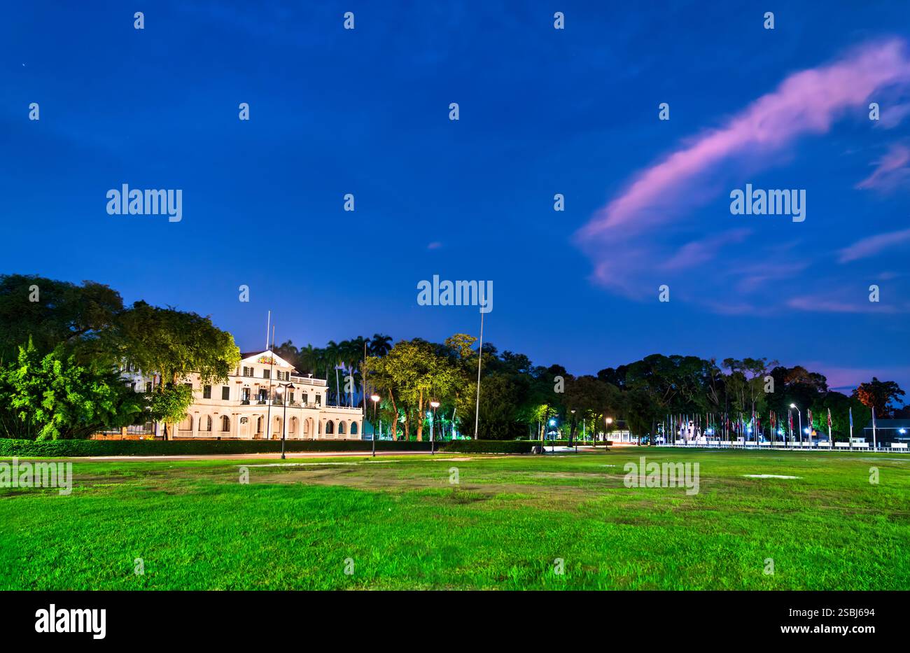 Presidential Palace of Suriname on Independence Square in Paramaribo ...