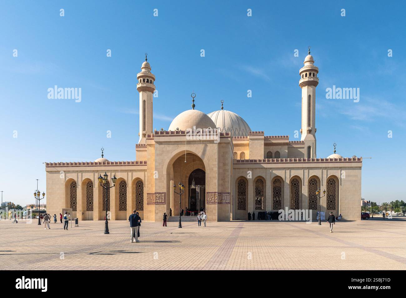 Manama, Bahrain - January 5, 2025: The Al Fateh Grand Mosque, a ...