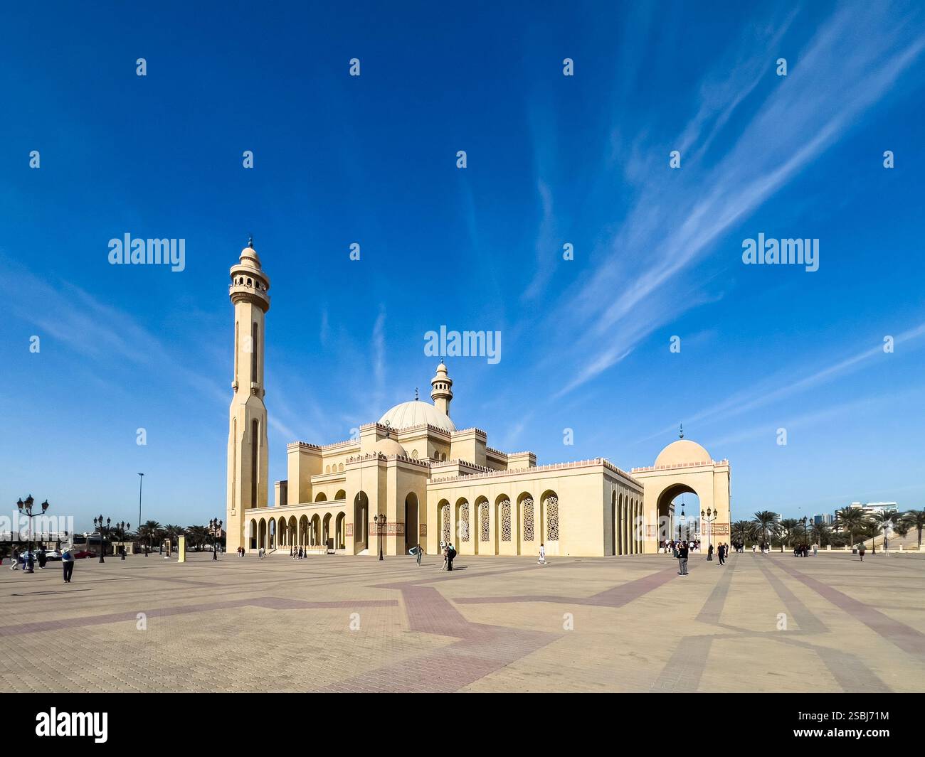 Manama, Bahrain - January 5, 2025: The Al Fateh Grand Mosque stands ...
