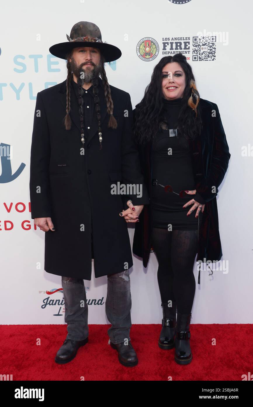 Los Angeles, USA. 03rd Feb, 2025. Dewey Bragg and Mia Tyler attend the ...
