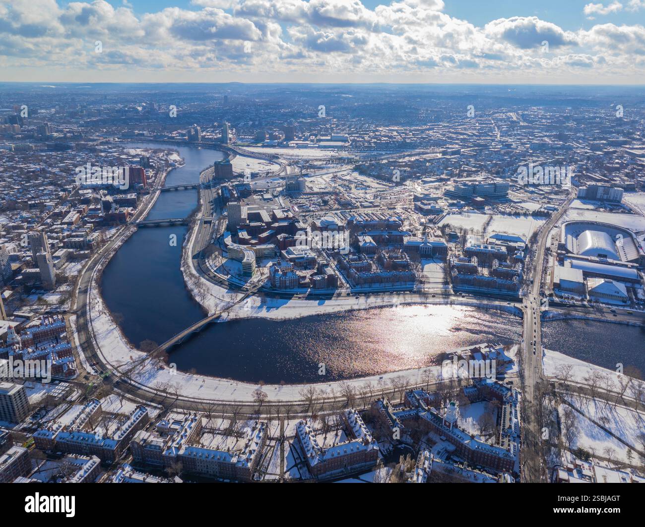 Anderson memorial bridge in boston hi-res stock photography and images ...