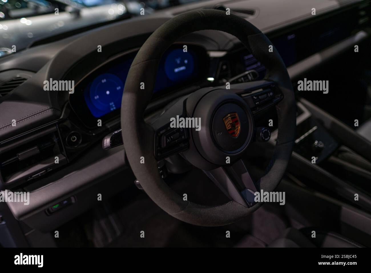 interior, steering wheel electric Porsche Macan GTS car Interior ...