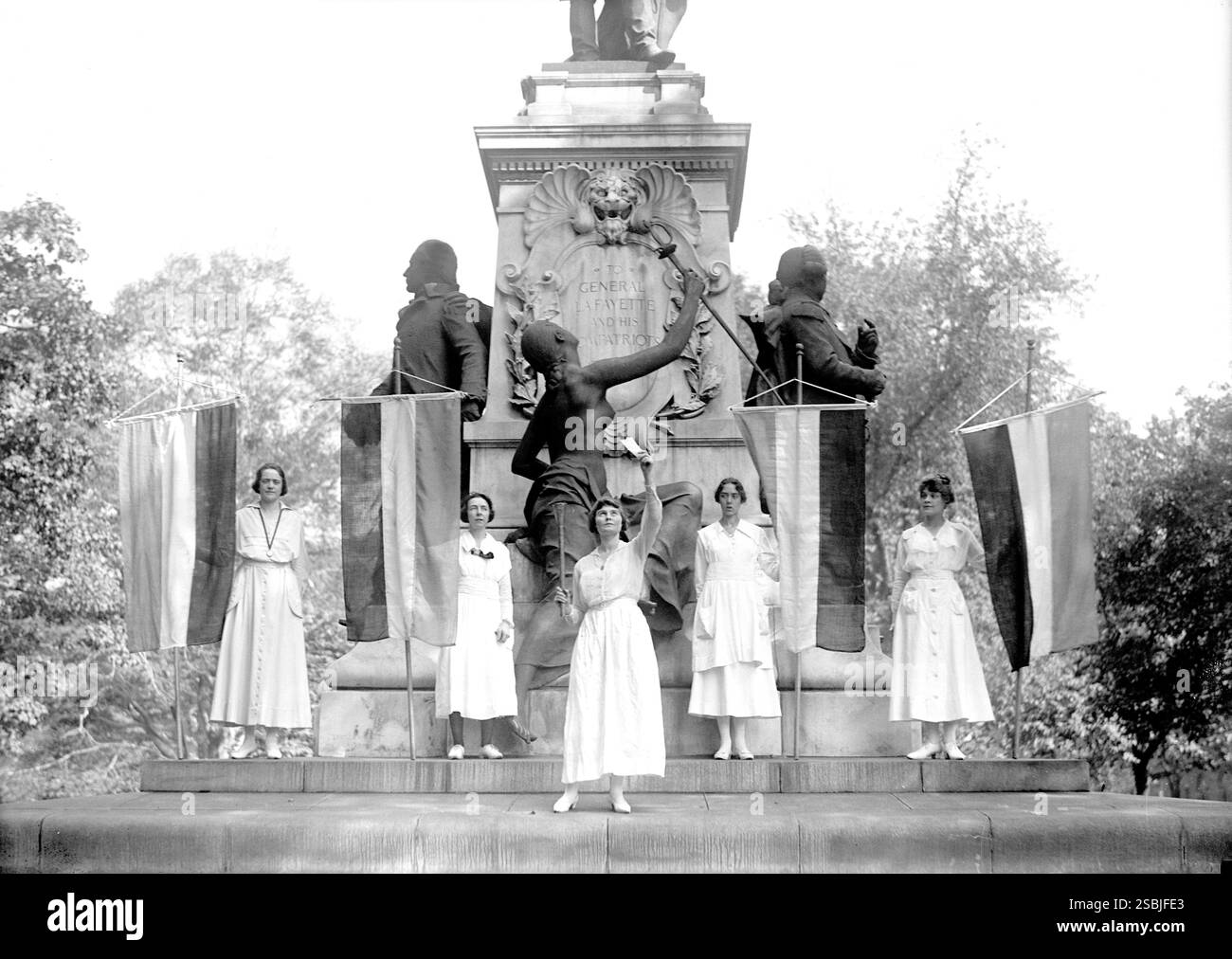 Lucy branham burns speech by president wilson hi-res stock photography ...