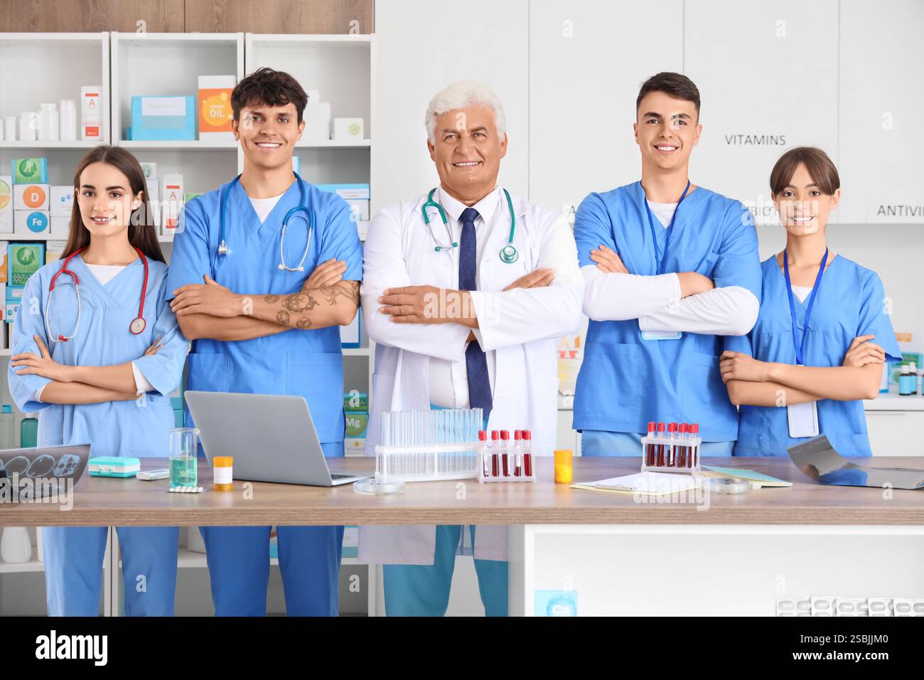 Group of medical students with doctor at university Stock Photo - Alamy