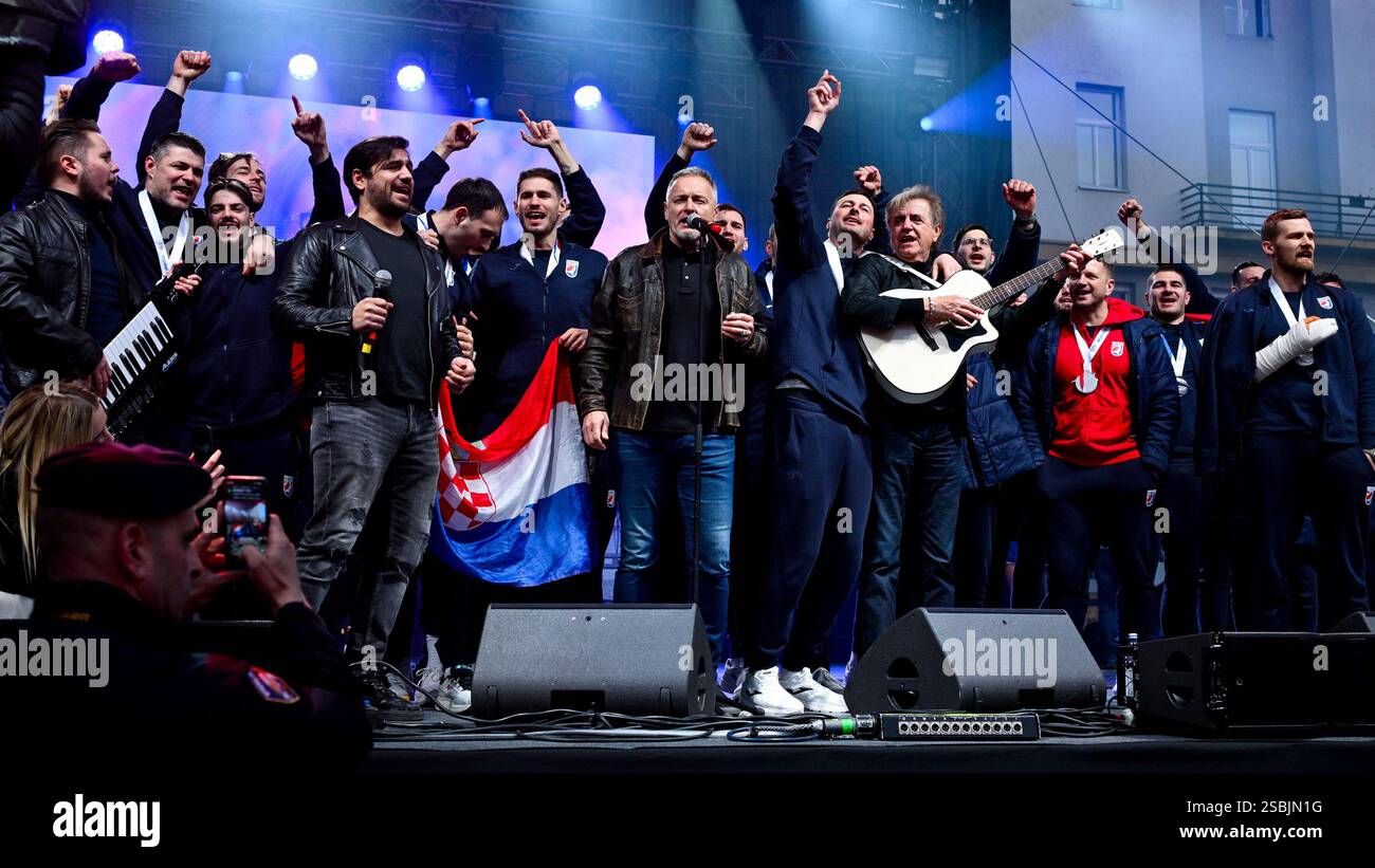 Zagreb, Hrvatska. 03rd Feb, 2025. Croatian National Handabll team singing with singer Marko ...