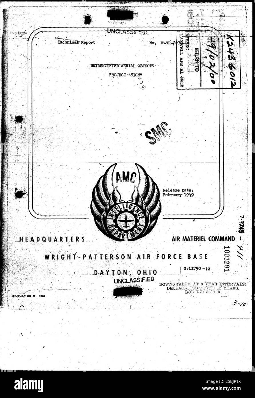 Project sign report on ufos hi-res stock photography and images - Alamy