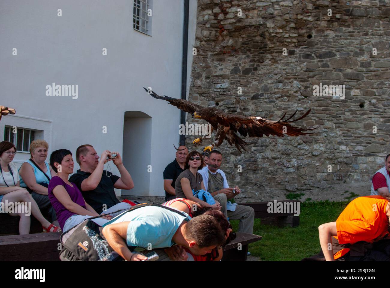 Demonstration of entertainment hi-res stock photography and images - Alamy