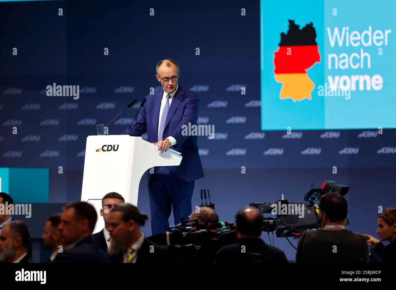Friedrich Merz beim 37. Parteitag der CDU Deutschlands im CityCube Berlin. Berlin, 03.02.2025 ...