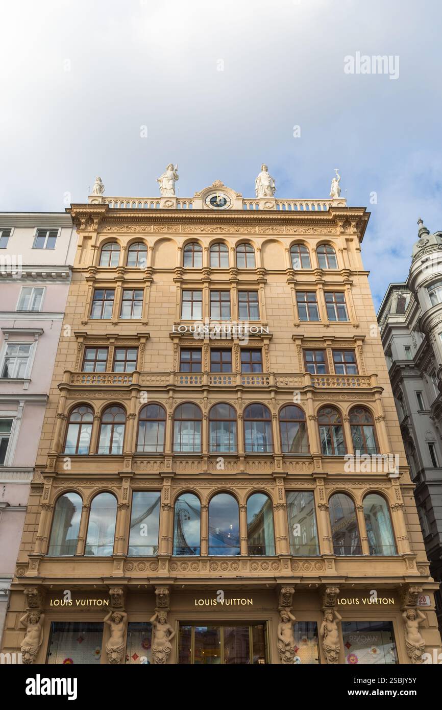 Louis Vuitton shop, Vienna, Wien, Austria Stock Photo - Alamy