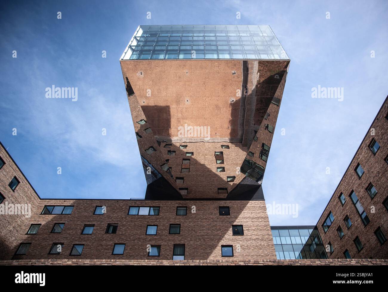 View modern brick building hi-res stock photography and images - Alamy
