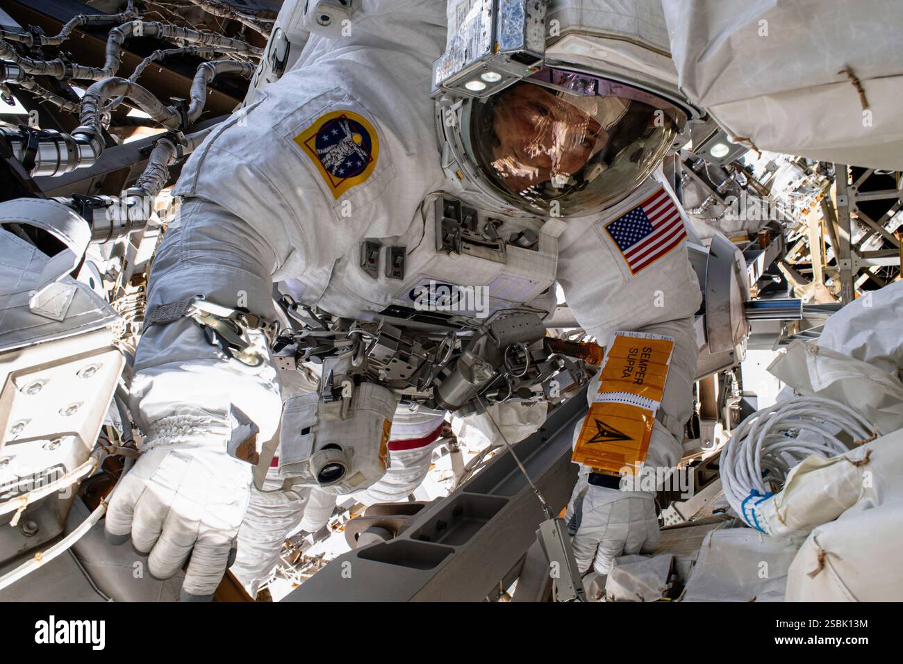 ISS - 16 January 2025 - NASA astronaut and Expedition 72 Flight ...