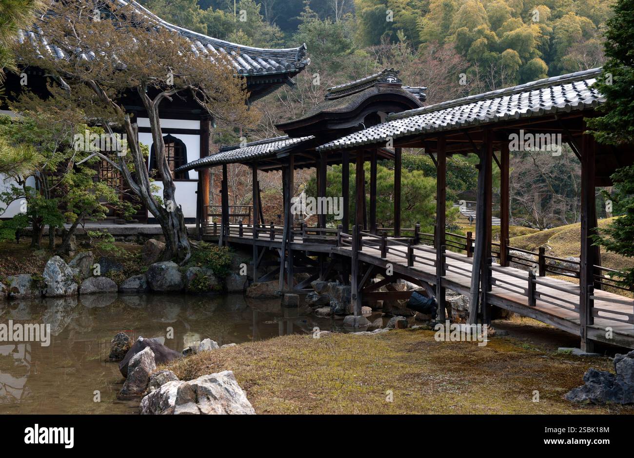 Kodaiji (高台寺) Zen Buddhist temple in Kyoto's Higashiyama district was ...