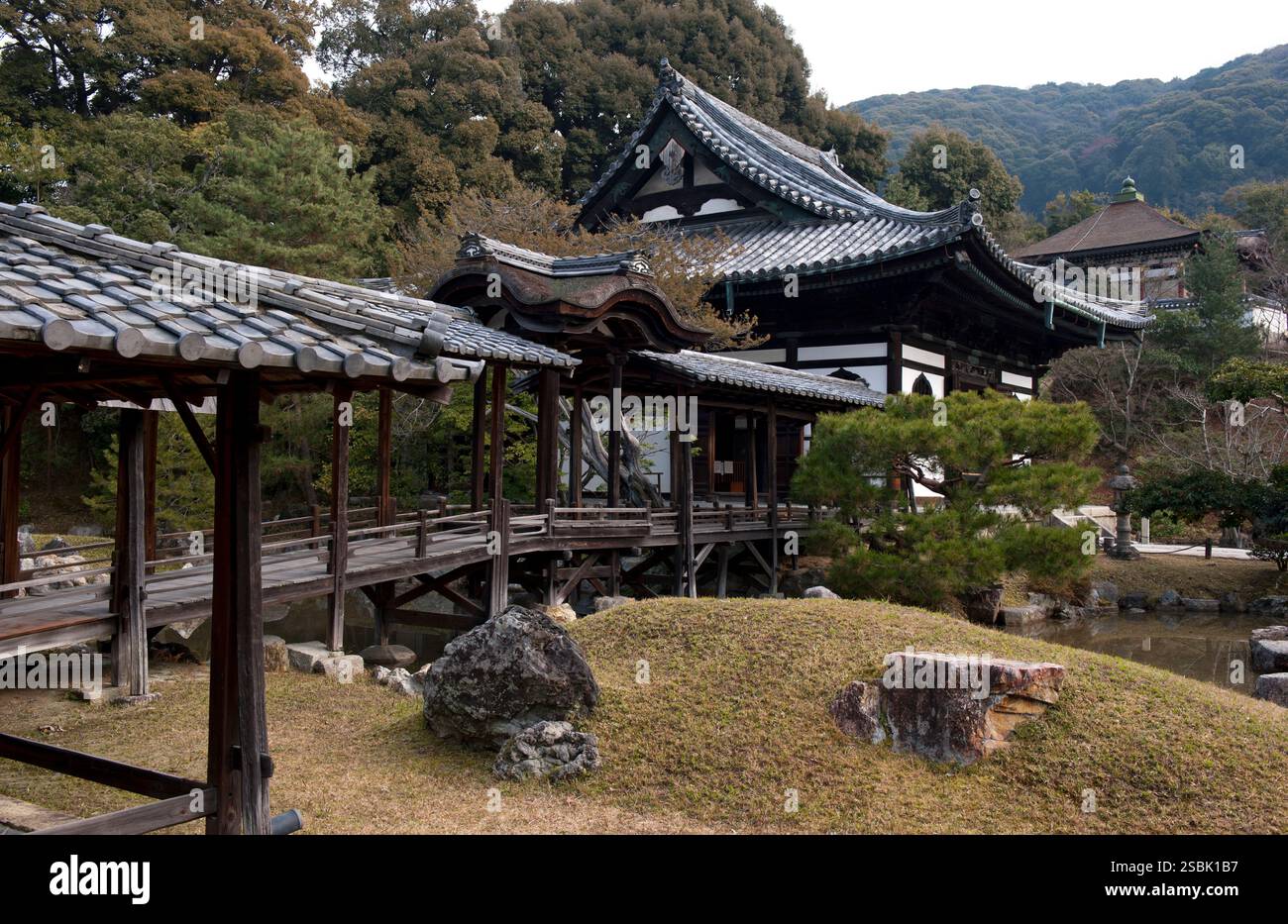 Kodaiji (高台寺) Zen Buddhist temple in Kyoto's Higashiyama district was ...
