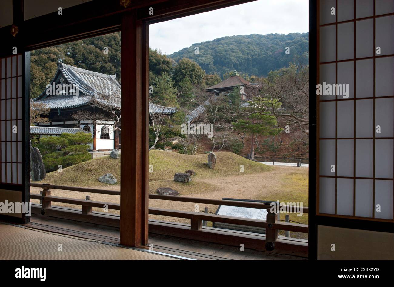 Kodaiji (高台寺) Zen Buddhist temple in Kyoto's Higashiyama district was ...