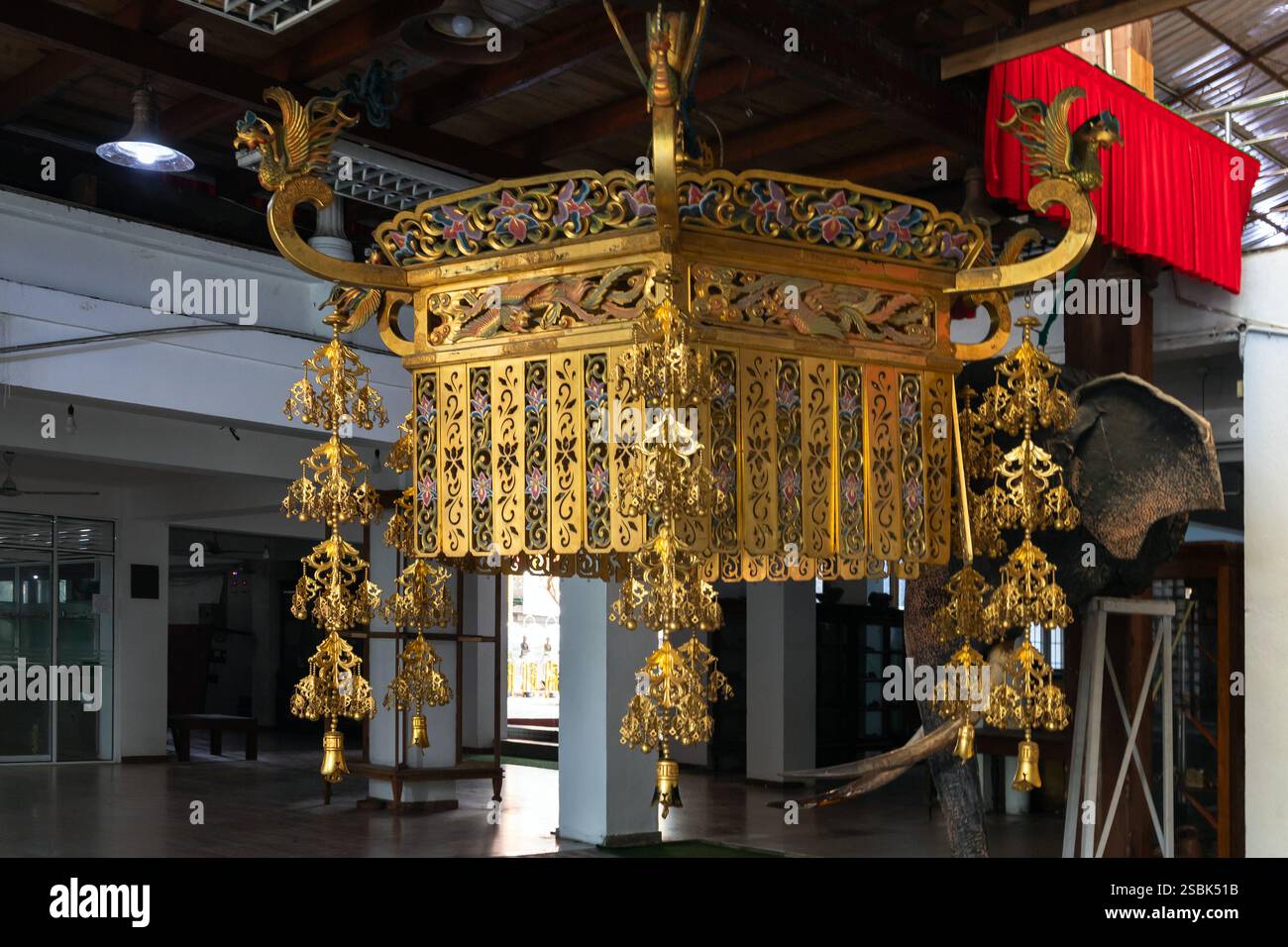 Ancient light hangs in Gangaramaya Temple, Colombo, Sri Lanka Stock ...