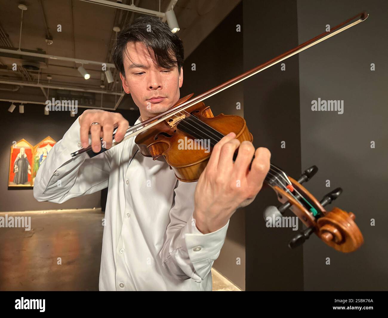 Violinist Stefan Jackiw plays the 1714 Joachim-Ma Stradivarius at ...