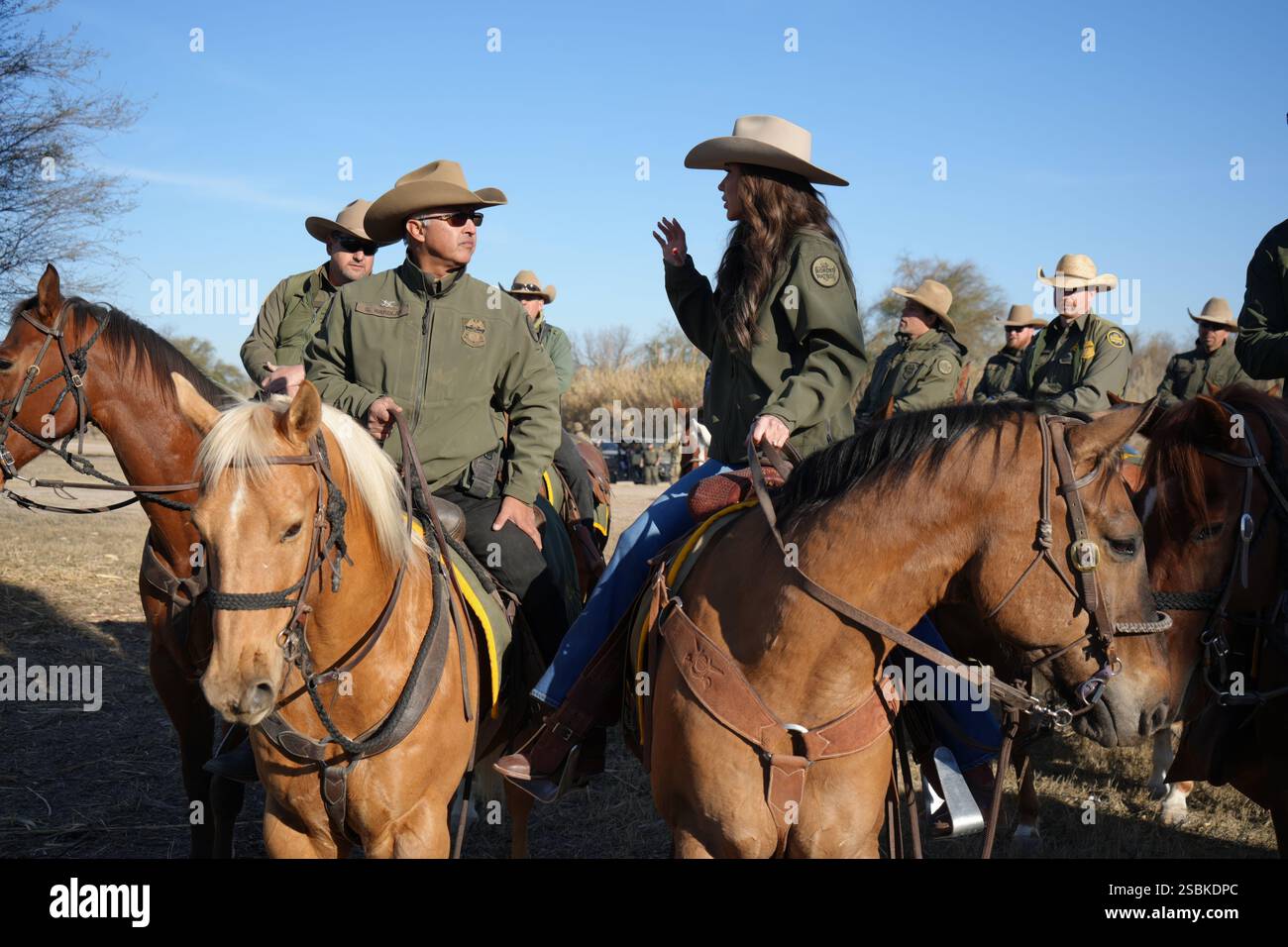 Dhs secretary kristi noem hi-res stock photography and images - Alamy