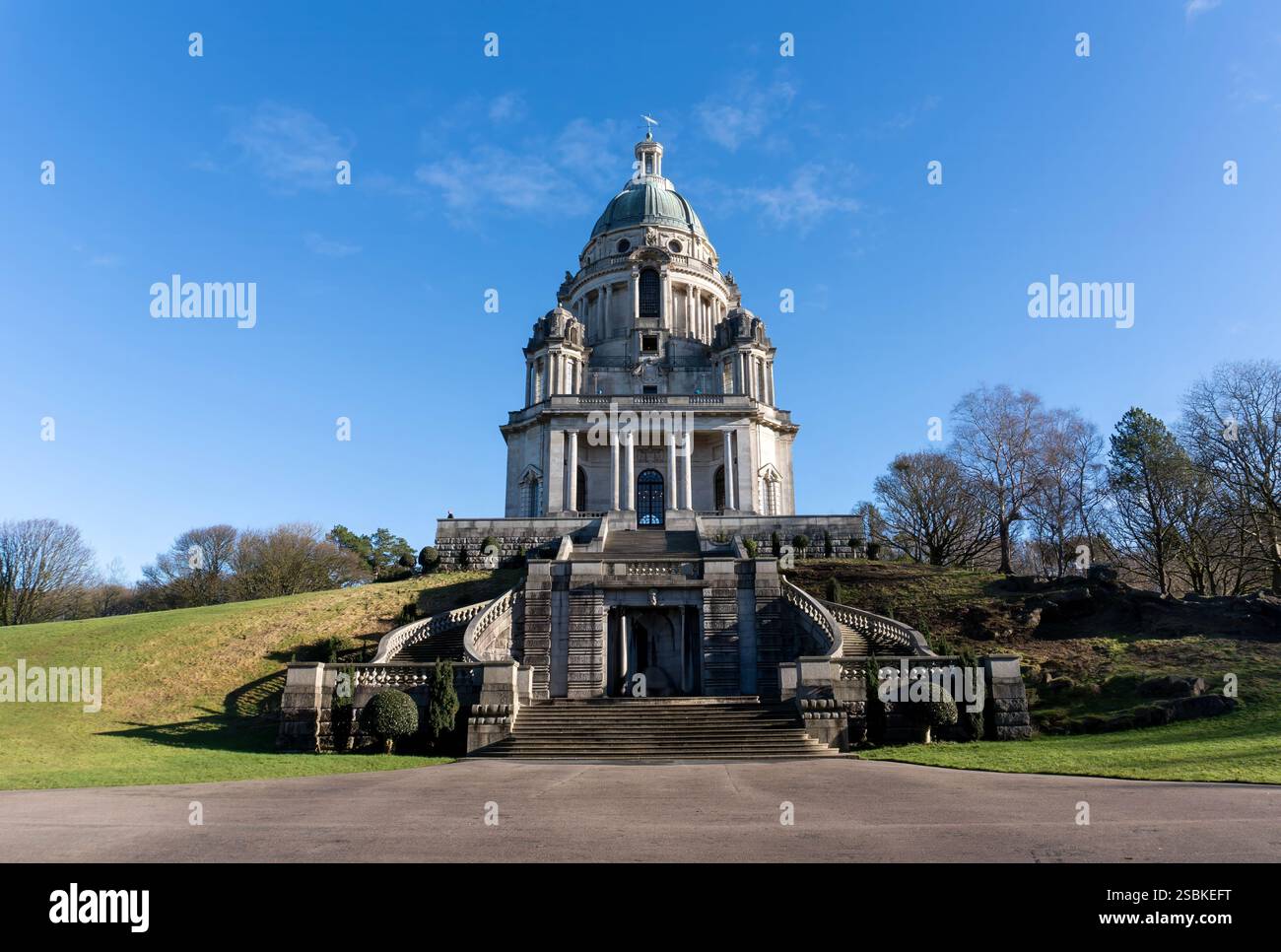 The Ashton Memorial in Williamson Park in Lancaster, Lancashire, UK ...