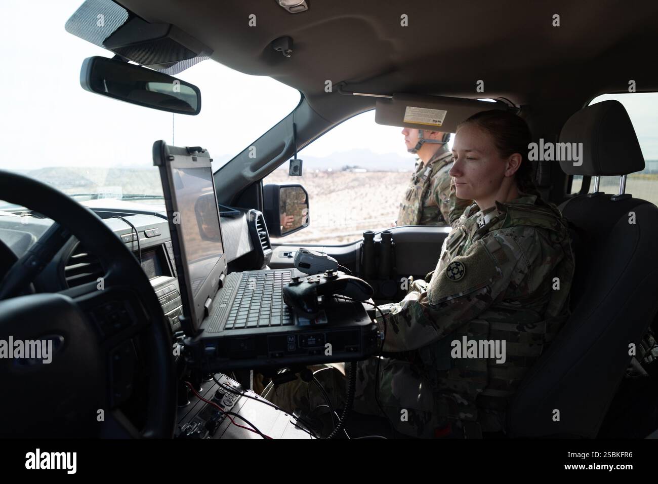 U s military personnel new hi-res stock photography and images - Alamy