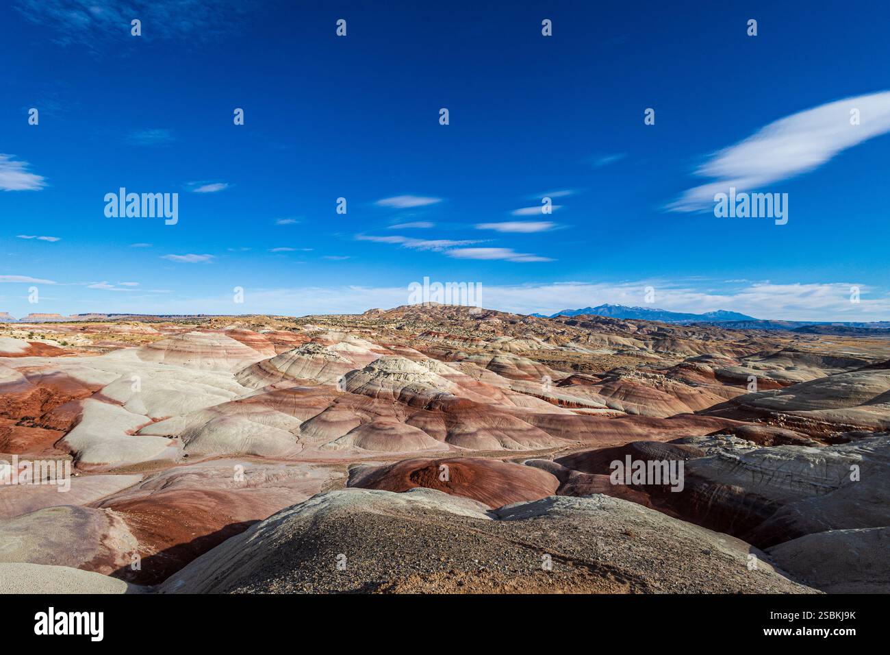 Bentonite Hills of Utah colors start to change and become more dramatic ...