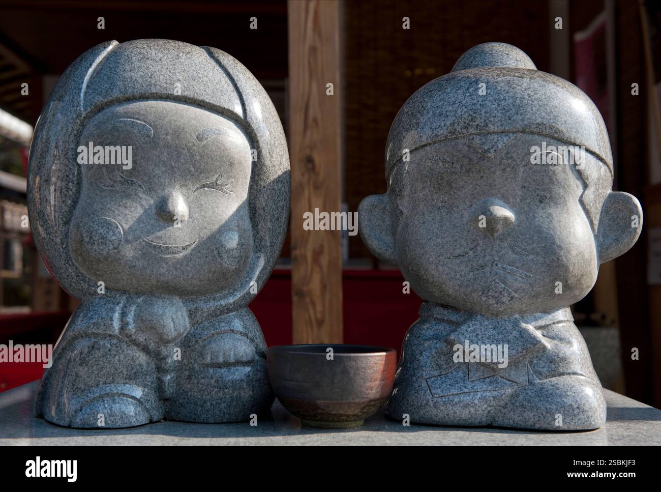 Good luck stone statues of Toyotomi Hideyoshi and wife Nene in Kyoto ...