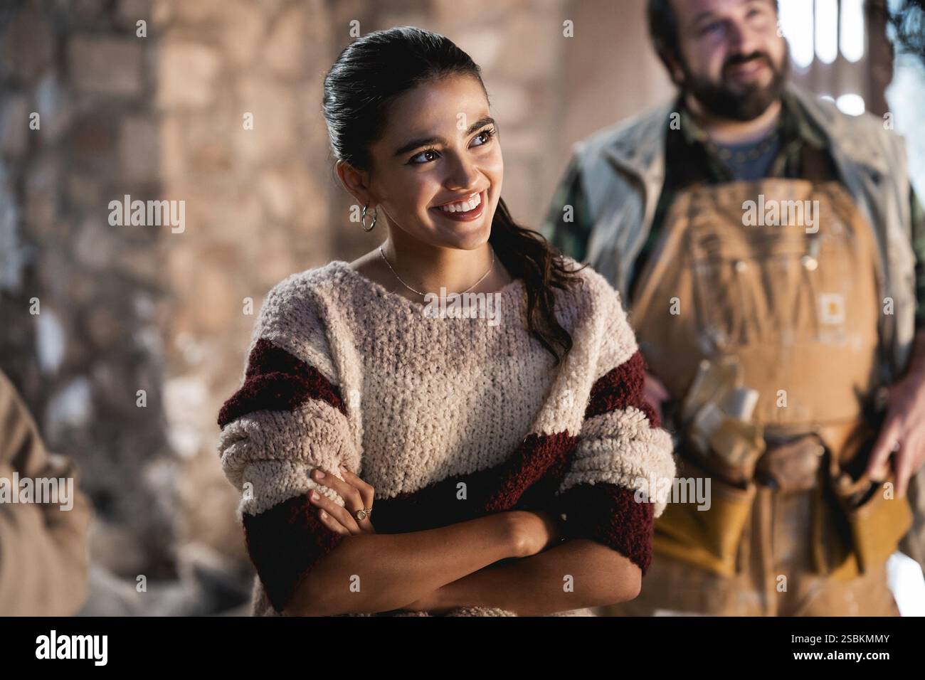 LA DOLCE VILLA, from left: Maia Reficco, Simone Luglio, 2025. ph: Giulia Parmigiani / © Netflix ...