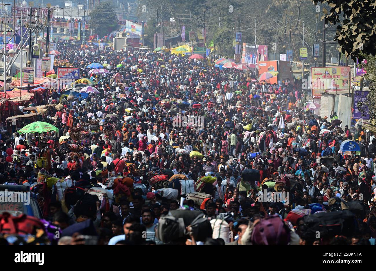 Prayagraj, India. 04th Feb, 2025. PRAYAGRAJ, INDIA - JANUARY 28: A ...