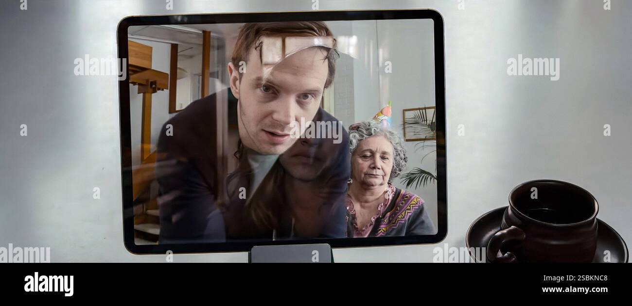 SEVEN VEILS, from left: Mark O'Brien, Lynne Griffin, 2023. © Variance ...