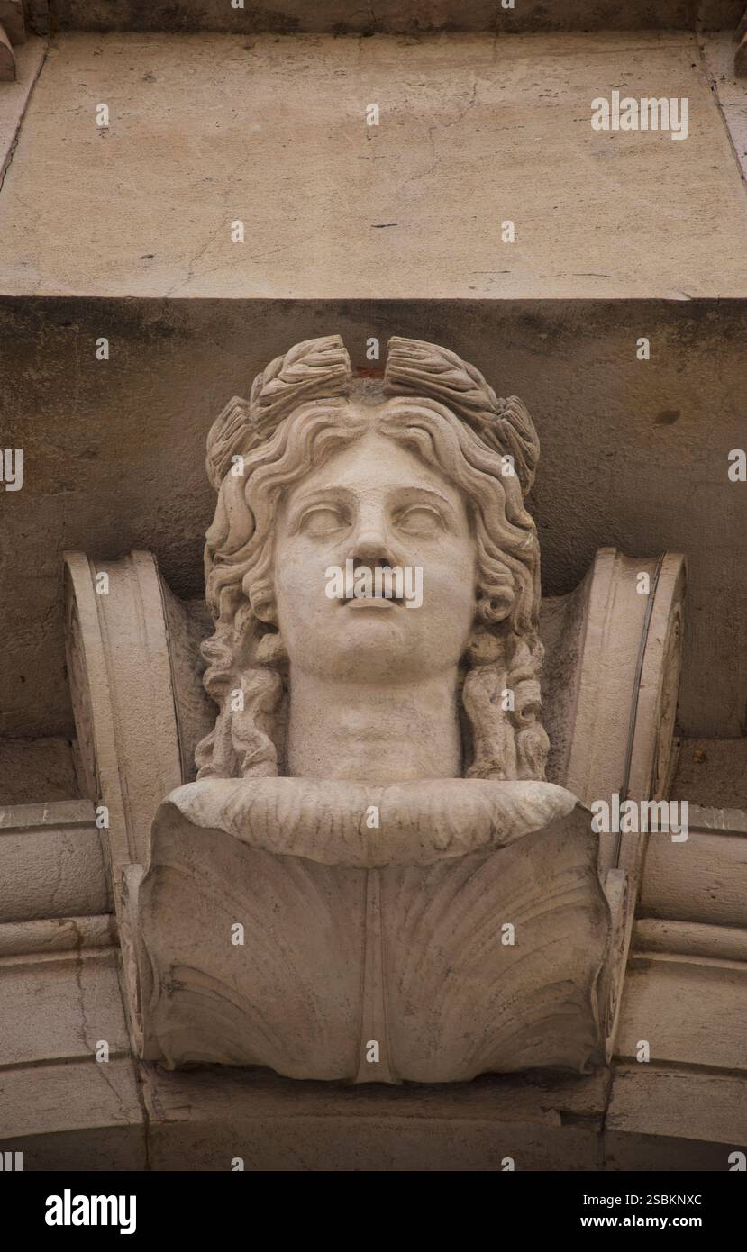 Architectural detail on the Porta Garibaldi, Milan, Lombardi, Italy ...