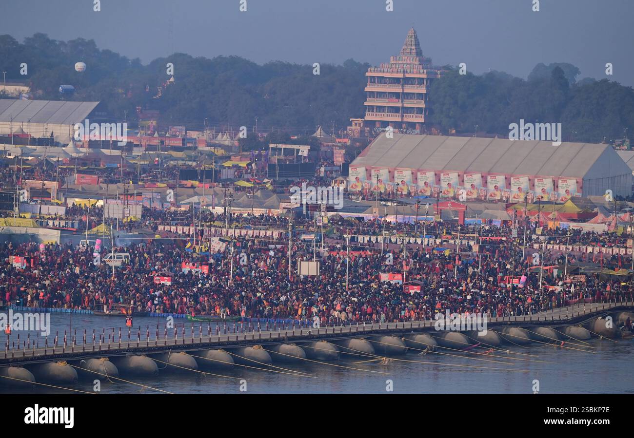 Prayagraj, India. 04th Feb, 2025. PRAYAGRAJ, INDIA - JANUARY 28: A ...
