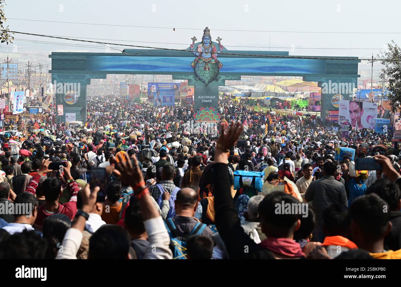 Prayagraj, India. 04th Feb, 2025. PRAYAGRAJ, INDIA - JANUARY 28: A ...
