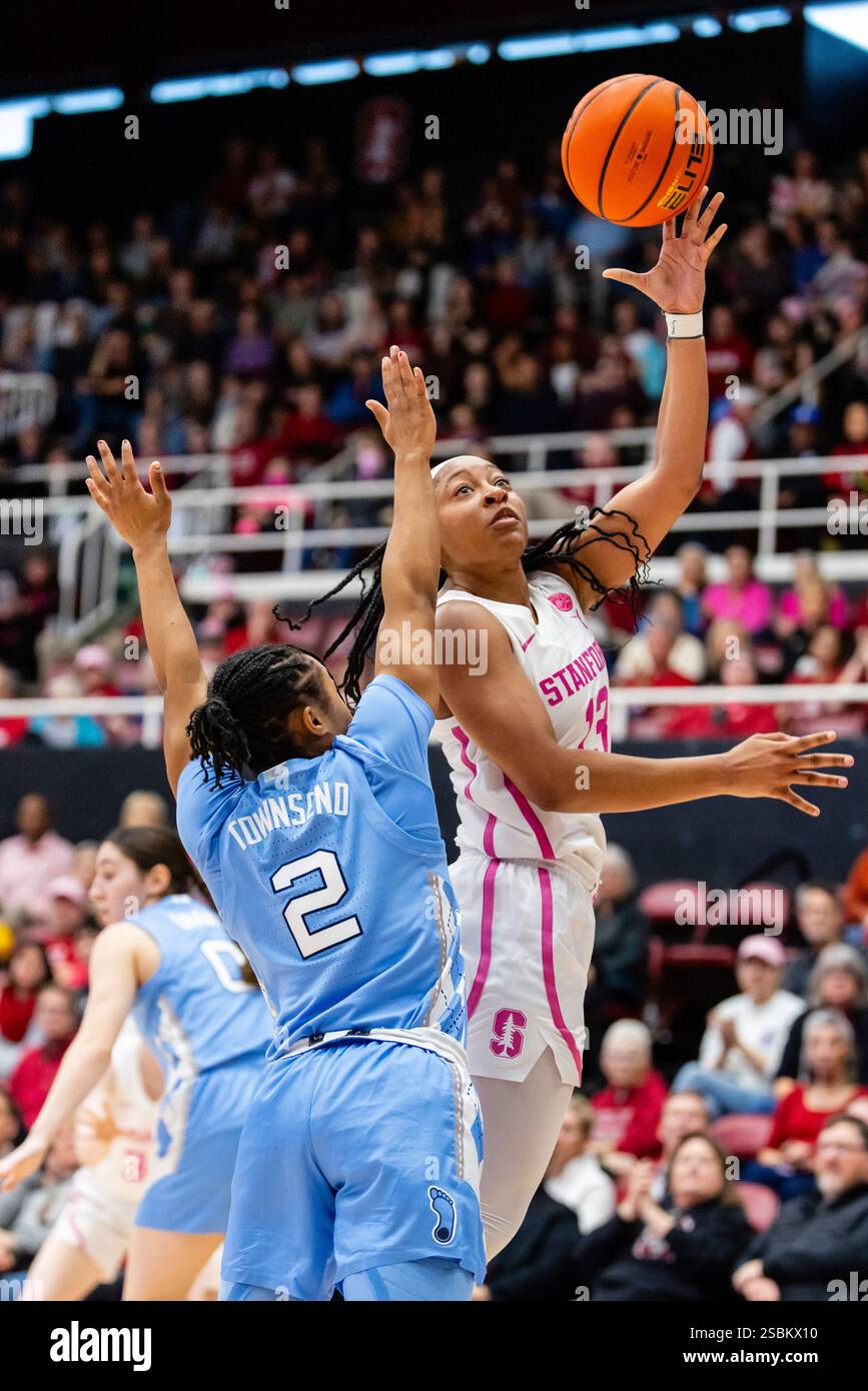 STANFORD, CA - FEBRUARY 02: Stanford Cardinal guard Chloe Clardy (13 ...